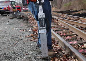 SpikeEase - Battery Operated Spike Puller - K & P Railroad Equipment